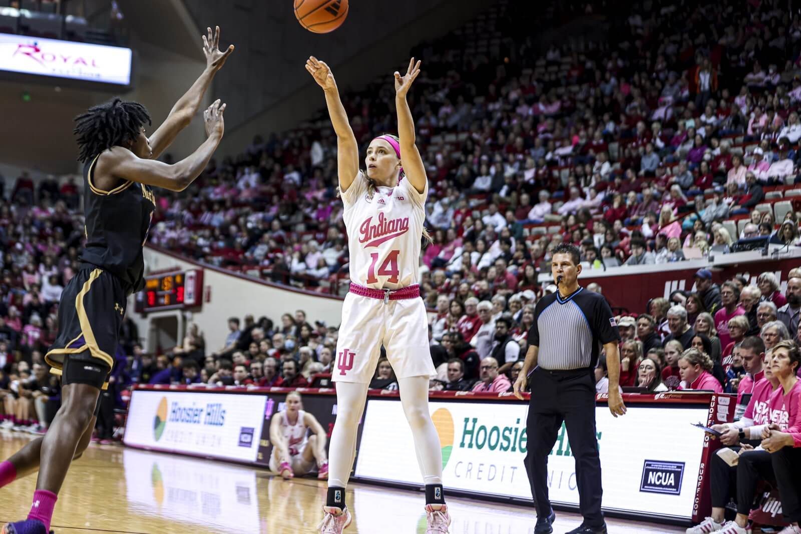 Indiana's Sara Scalia wins college 3-point championship in Phoenix ...